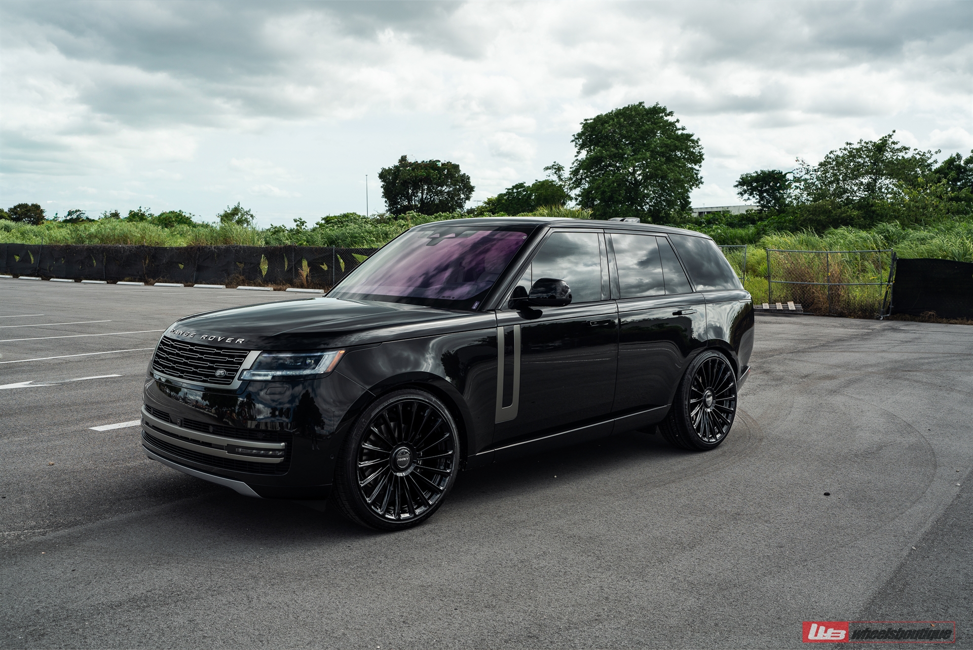 Land Rover Range Rover – RF|Series RF-182 | Wheels Boutique